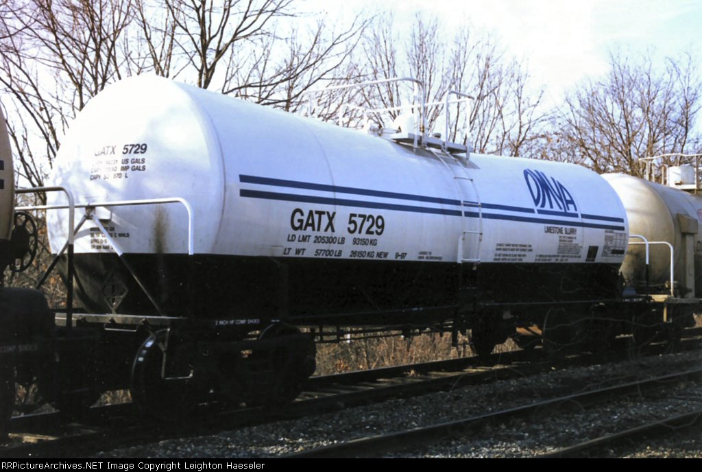 GATX 5729 in OMYA paint